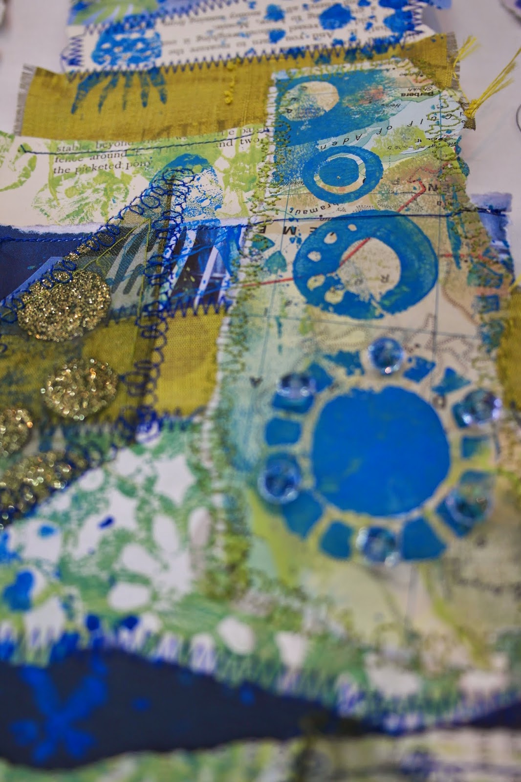 H-anne-Made: Print Collage Stitch with Creative Threads in Garstang
