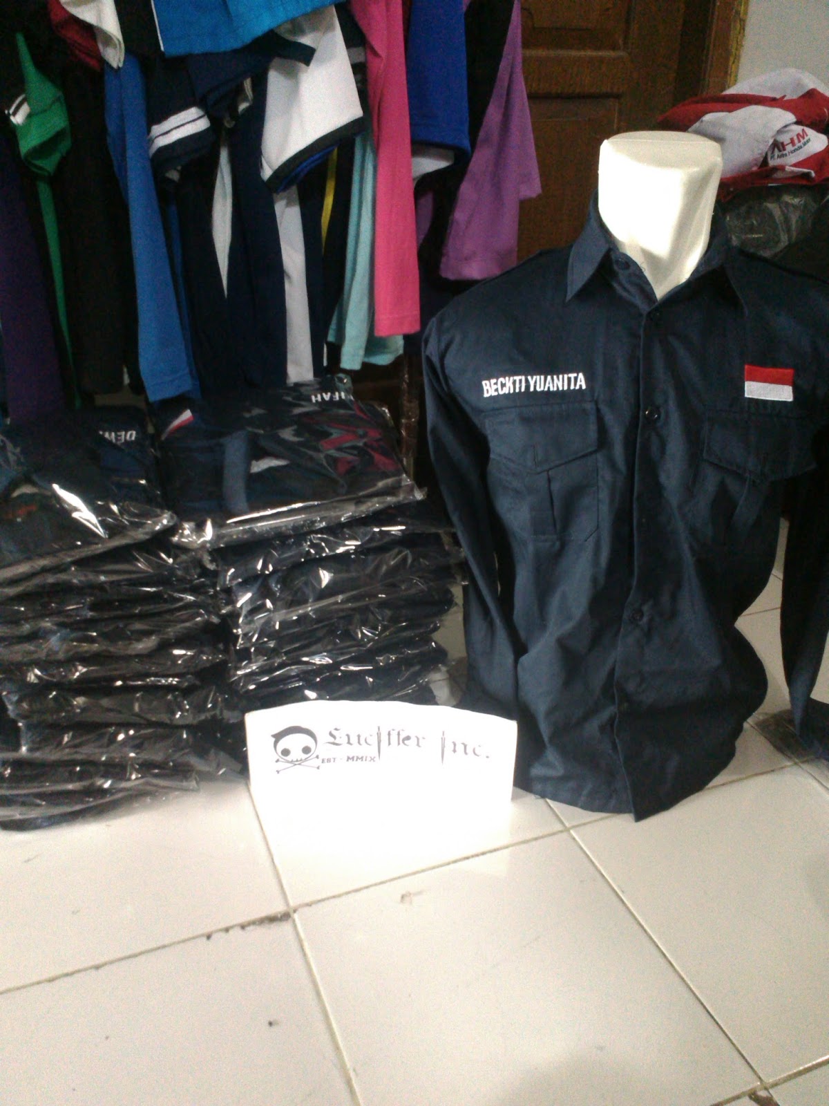 KONVEKSI SERAGAM JOGJA | Pusat Konveksi Jogja: Seragam Kemeja OSIS SMA ...