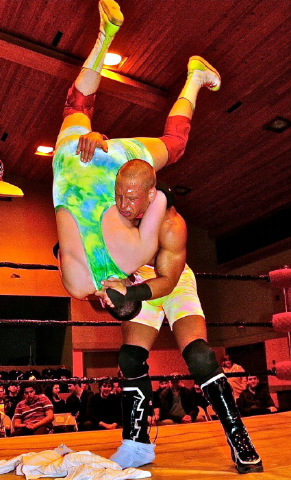 Bodyslam Fan: April 2012