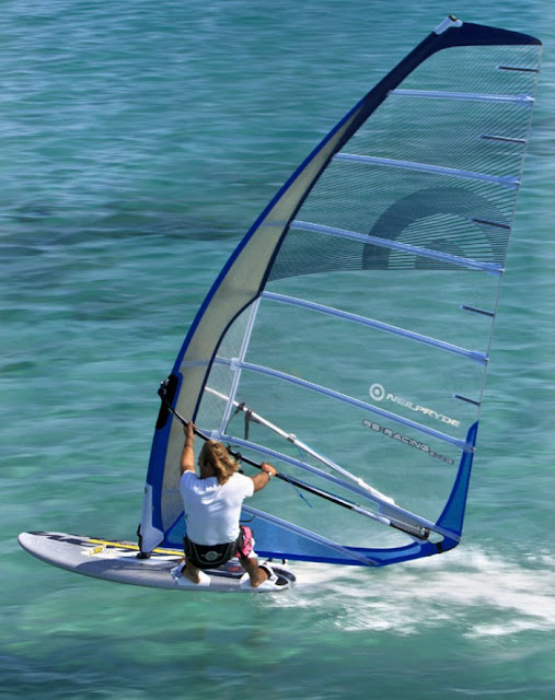 Whitelion Windsurfing: RS Racing Evo IV