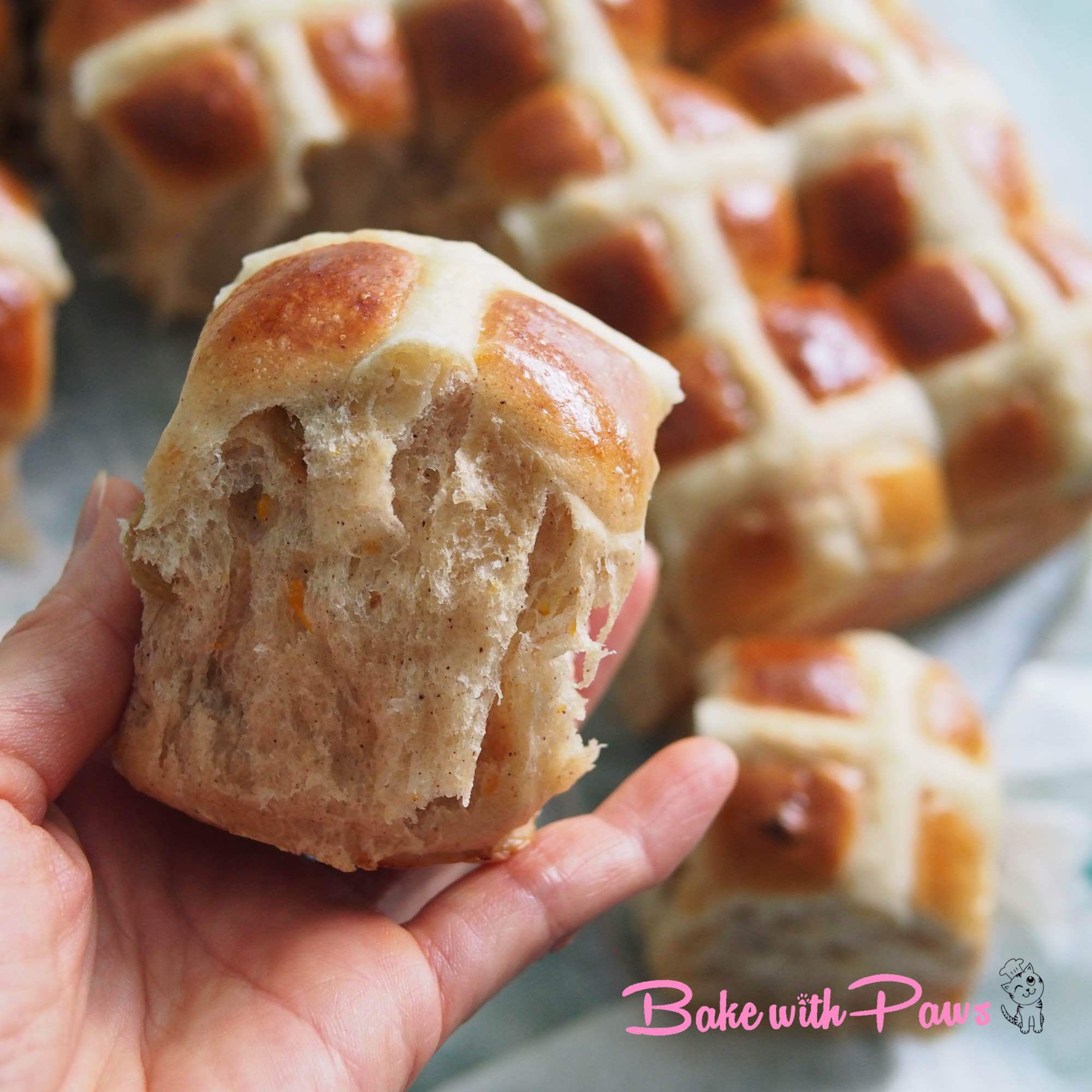 Sourdough Hot Cross Buns - BAKE WITH PAWS