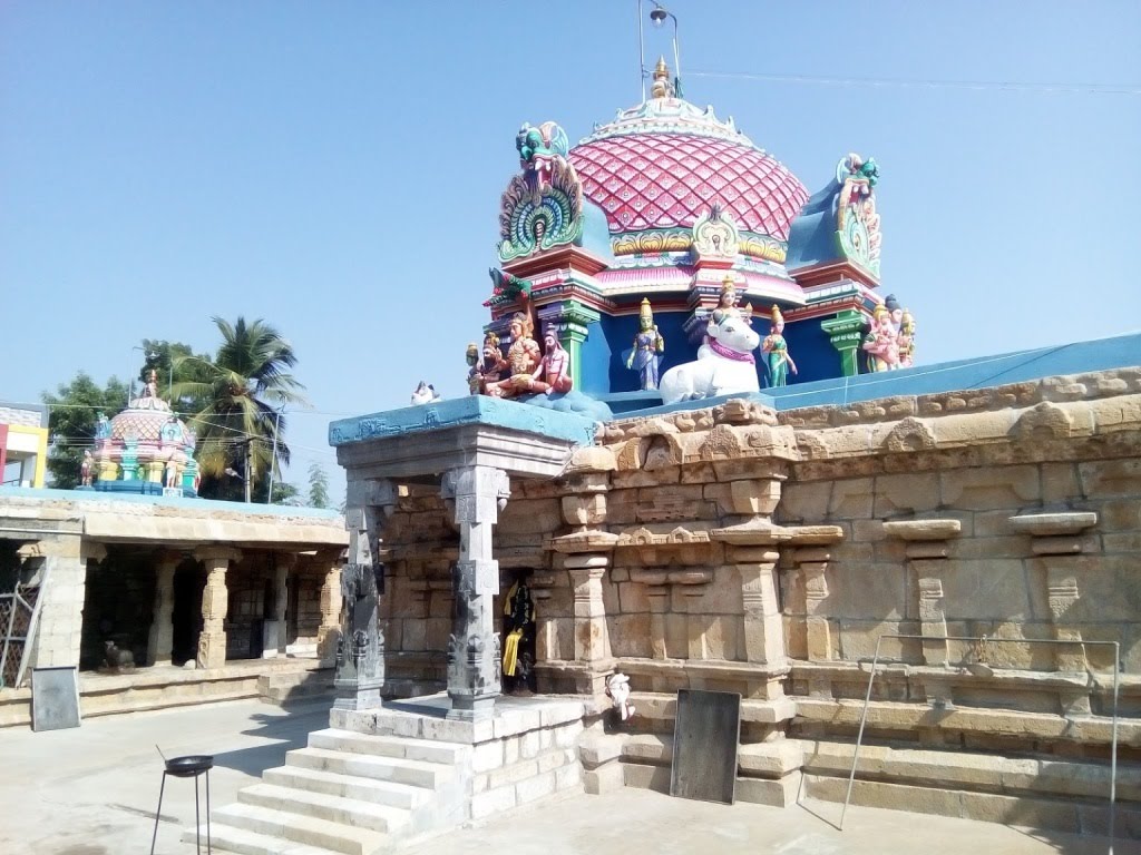 Tamilnadu Tourism: Shiva Thandeswarar Temple, Sendurai, Ariyalur