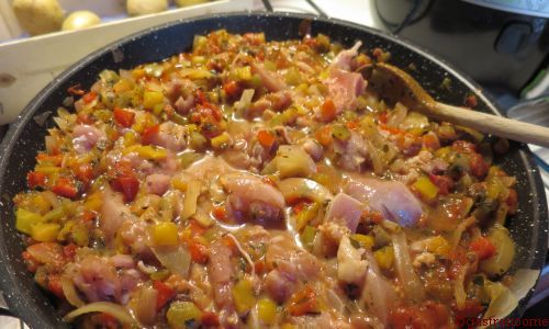 Gastronoome: La recette light du jour : Poulet au trio de poivrons