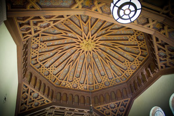 ...basking under my yellow sky...: Libraries