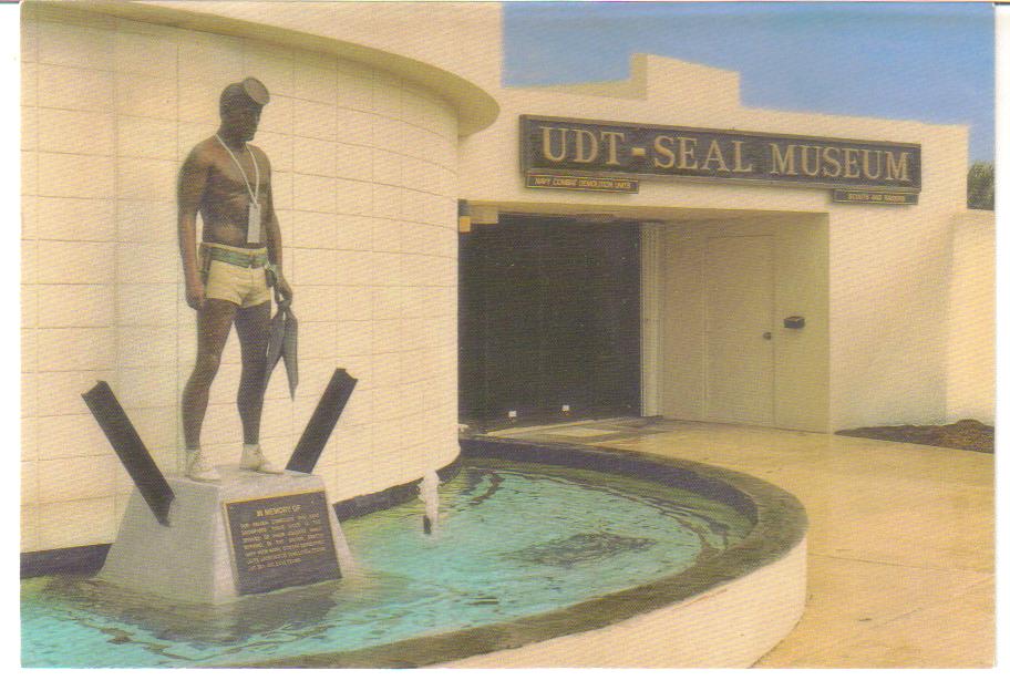 Paul Davis On Crime: A Look Back At The World War II U.S. Navy Frogmen ...