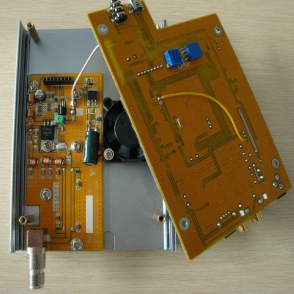 Transmissor de FM 88-108mhz - 15 watts digital : RADIO TRASMISOR