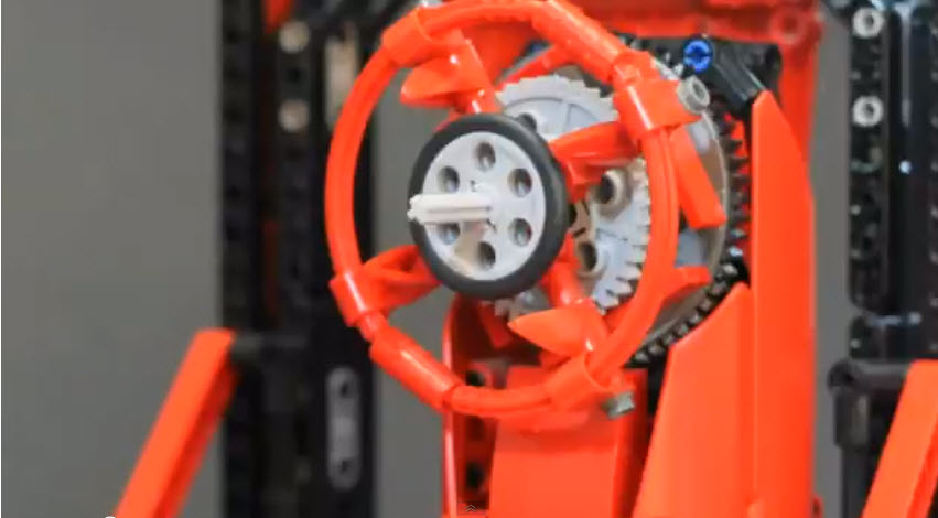 LEGO 360° Milling Machine Present | Machine Tool Concept.