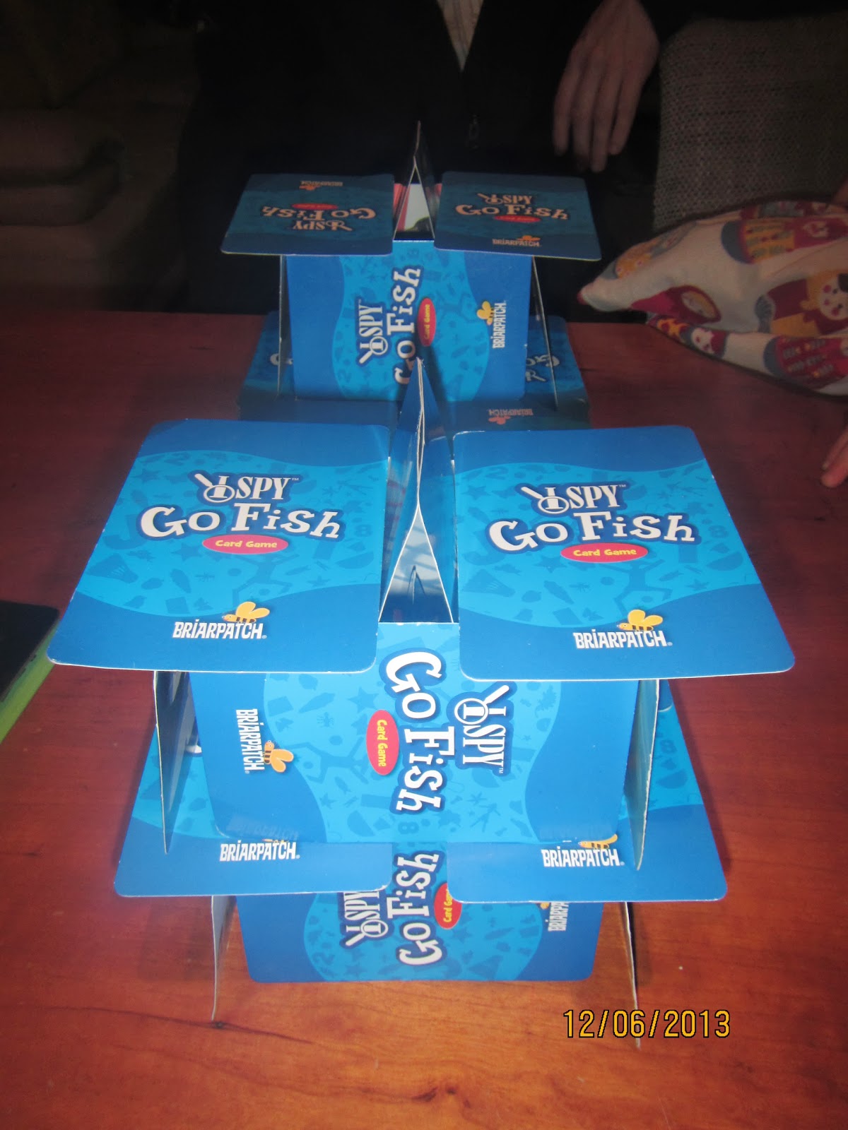 Crafty little people: Card houses