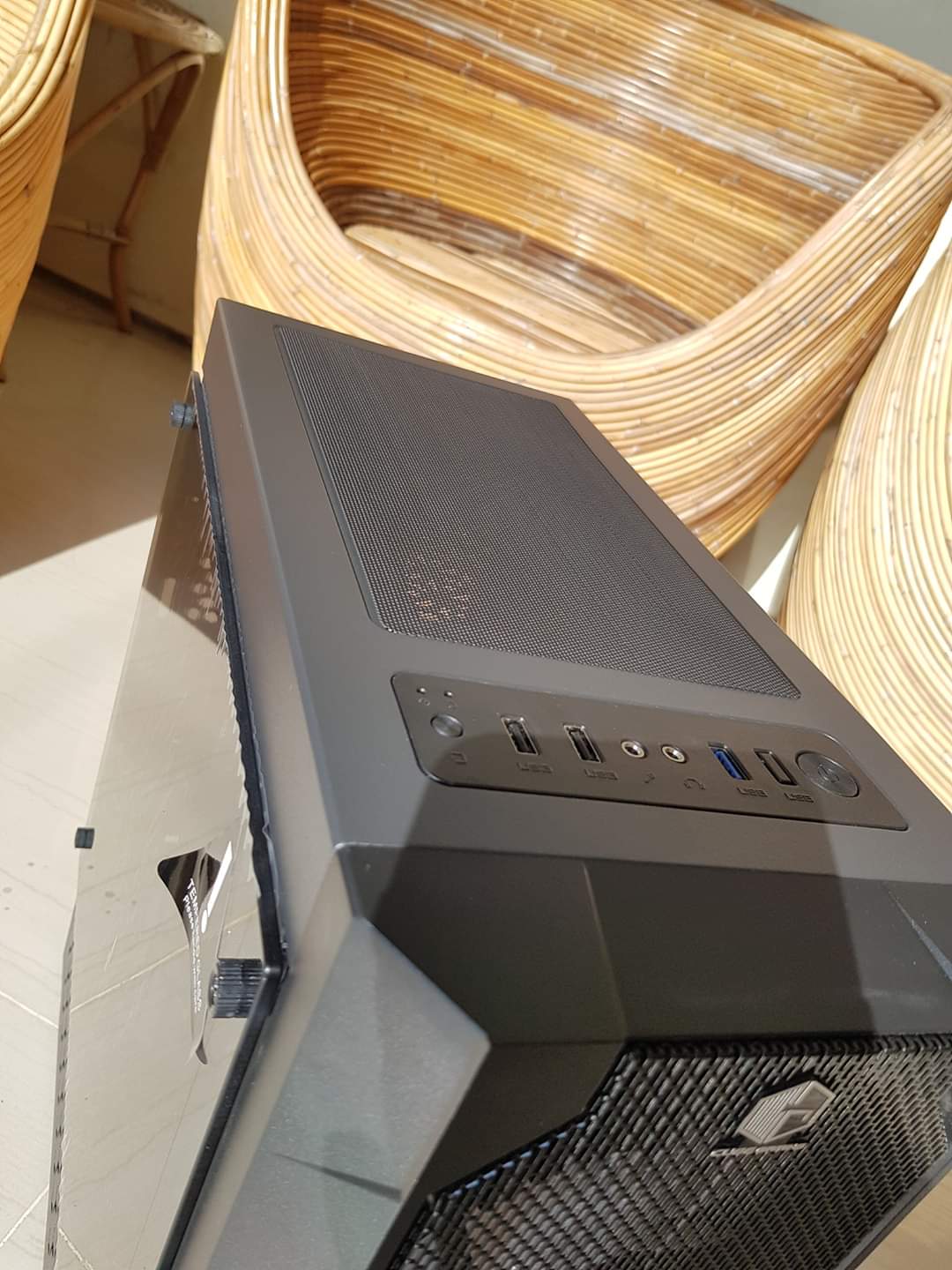 Review Singkat Casing PC Murah Cube Gaming HARLOT Side Temper Glass ...