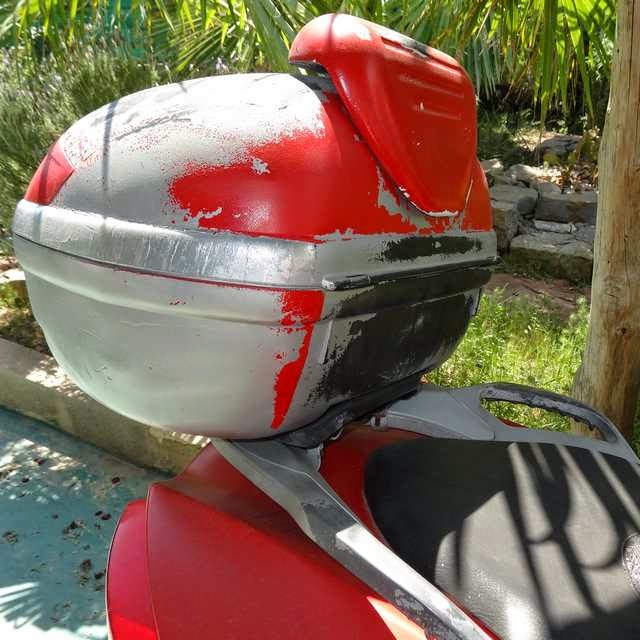 Malaguti Spidermax GT500: Malaguti Spidermax - Honey, I Shrunk the Mercedes