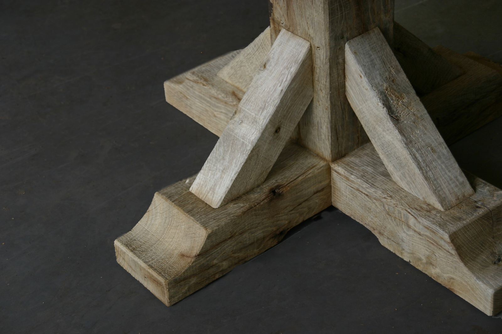 SKI LODGE TABLE