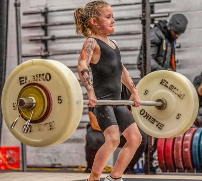 Seven-year-old girl is world's youngest weight lifter that can deadlift ...