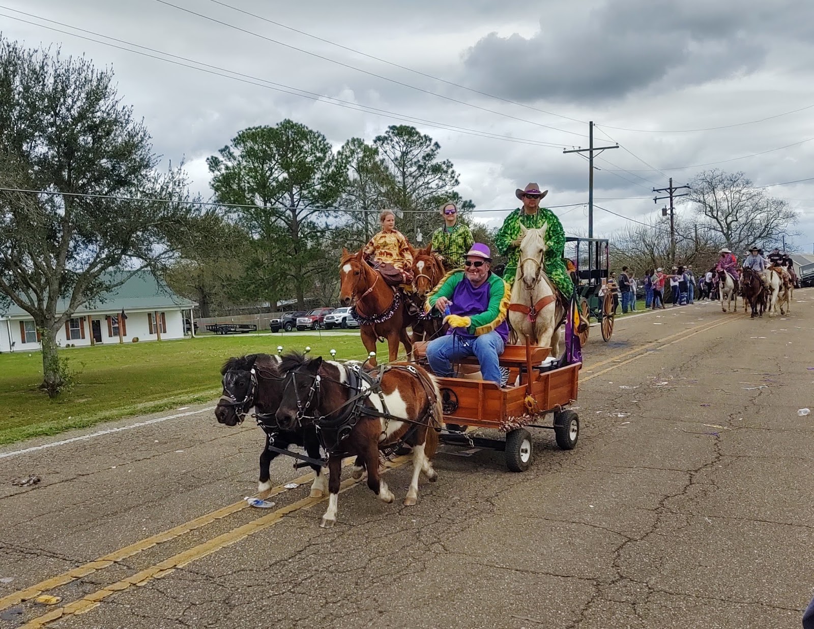 Dave'n'Kathy's Vagabond Blog: Church Point Mardi Gras Two!