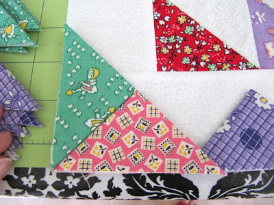 Sew Many Ways...: How To Make Prairie Points For Your Next Quilt Top...