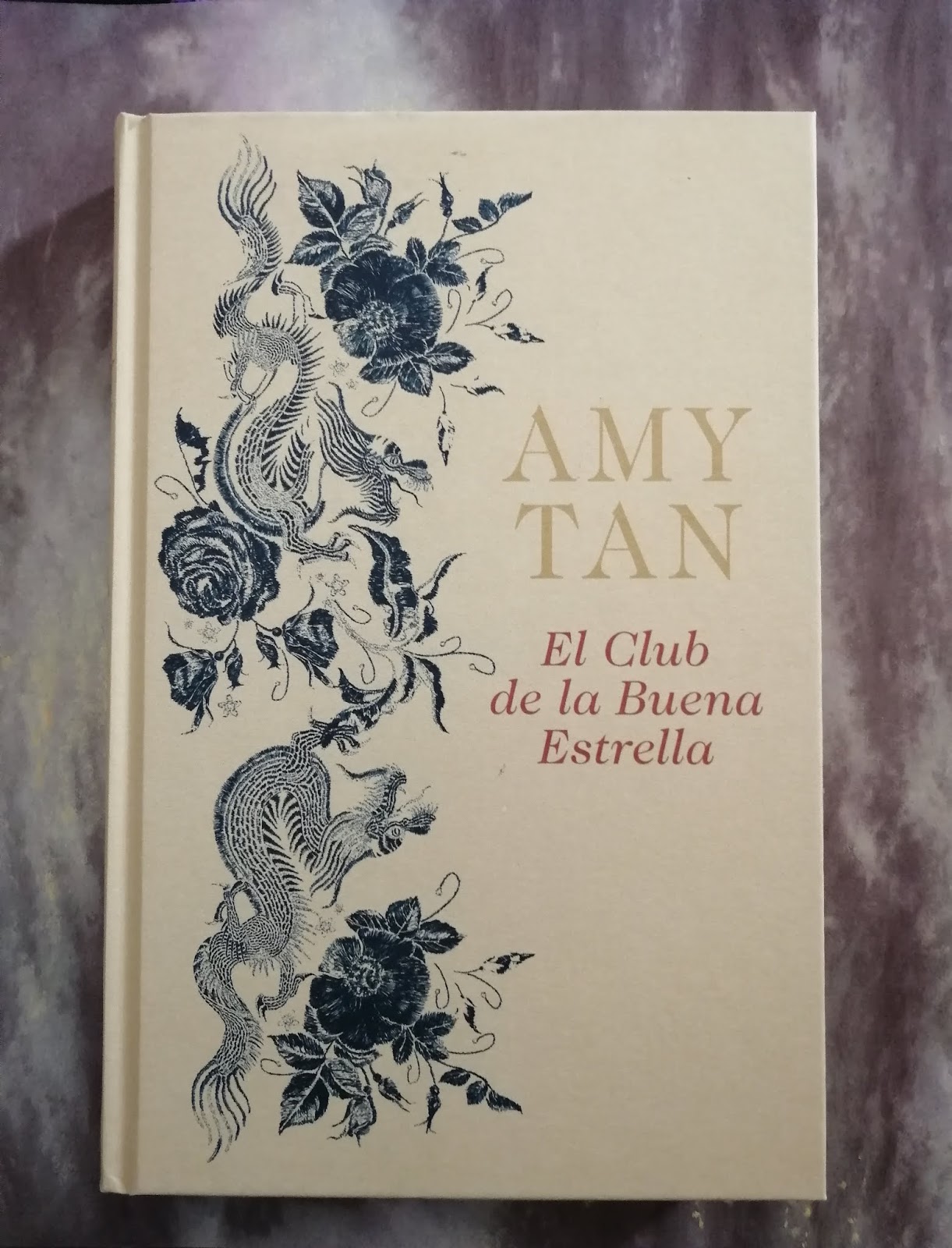 ¿A qué huelen los libros?: RESEÑA "EL CLUB DE LA BUENA ESTRELLA"