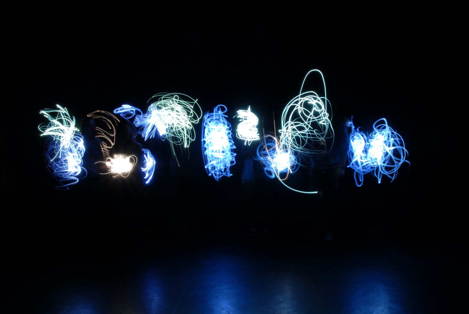 Helli B's Blog: Light Drawing