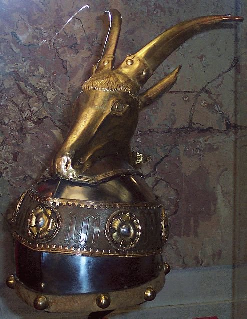 L'Elmo di Scanderbeg al museo di Vienna (Austria) - Turismo in Albania