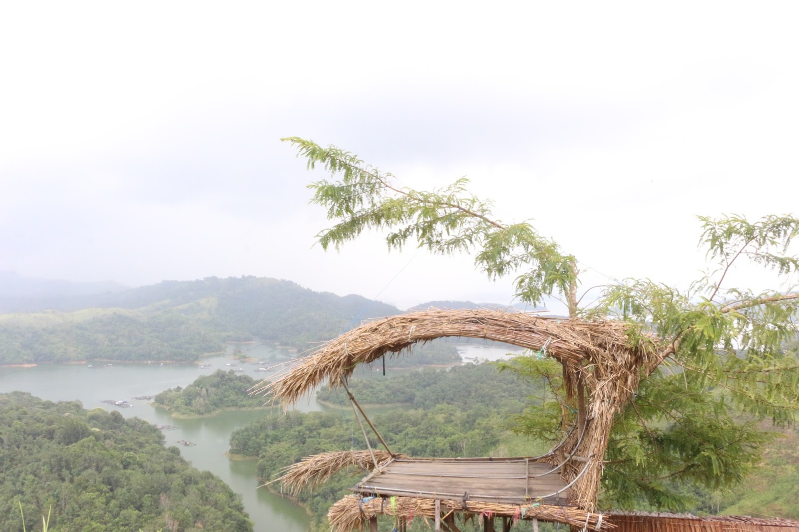 KEINDAHAN BUKIT MATANG KALADAN : RAJA AMPAT KALIMANTAN SELATAN