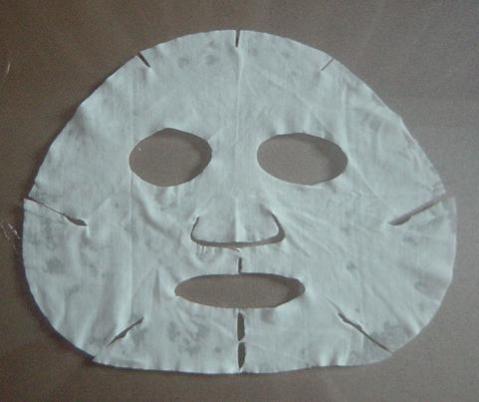 May Day & Lifestyle: Beauty DIY: Epsom Salt Mask for Acne