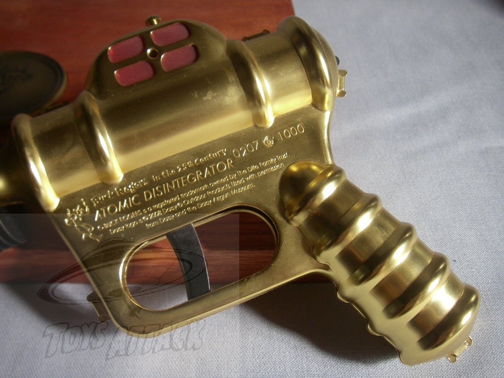 GO HERO BUCK ROGERS IN THE 25TH CENTURY ATOMIC DISINTEGRATOR PISTOL RAY GUN