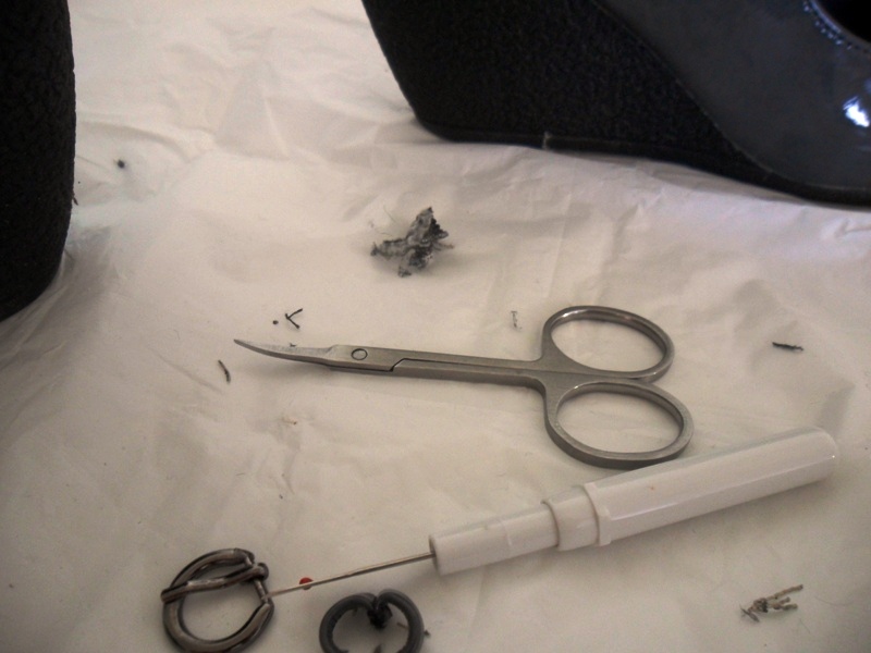 Emerald's Thread: Shoe Repair - Fitting New Buckles to Straps