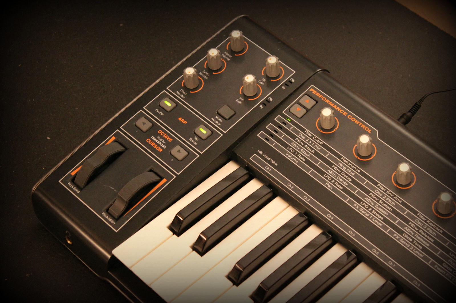 MATRIXSYNTH: M-Audio Venom PROTOTYPE BLACK CASE RARE MIDI 12-Voice ...