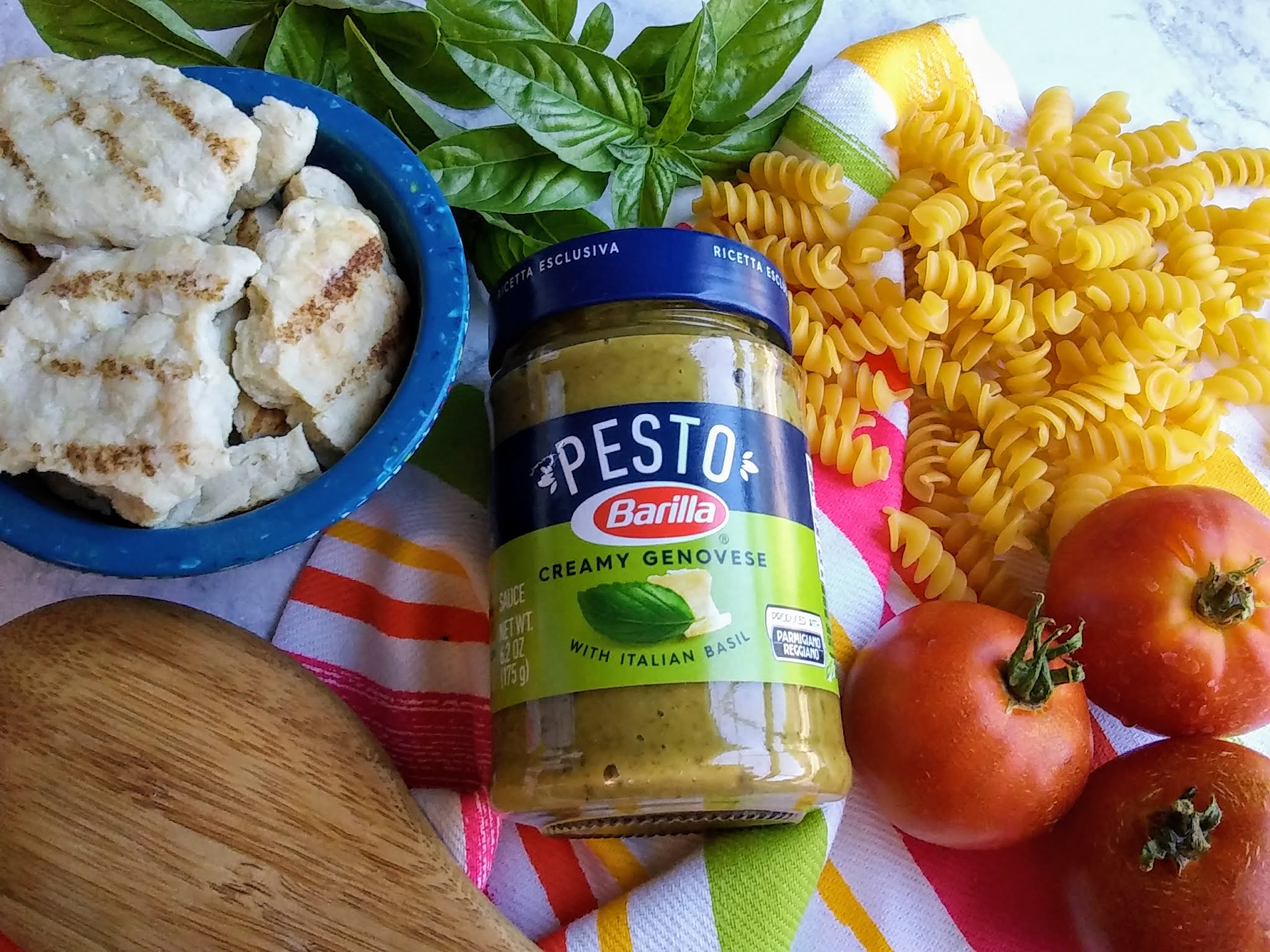 Creamy Pesto Sun-Dried Tomato Chicken Pasta