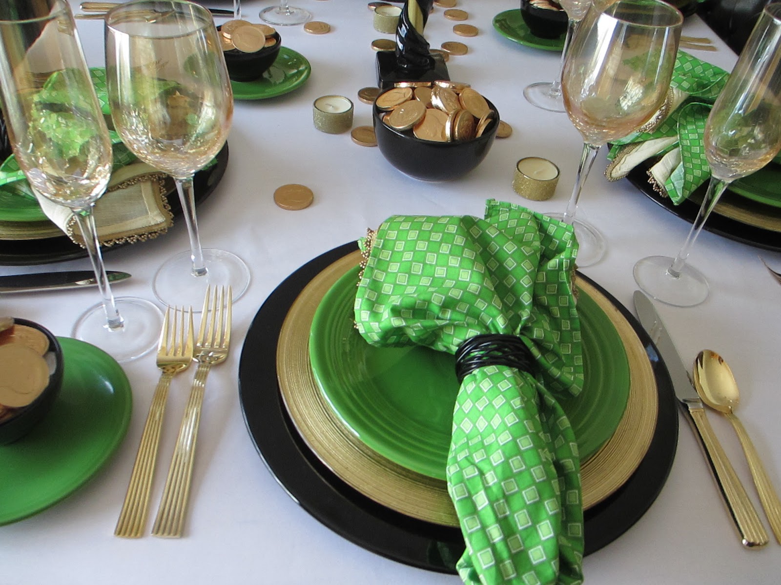 The Welcomed Guest: Pot of Gold Tablescape