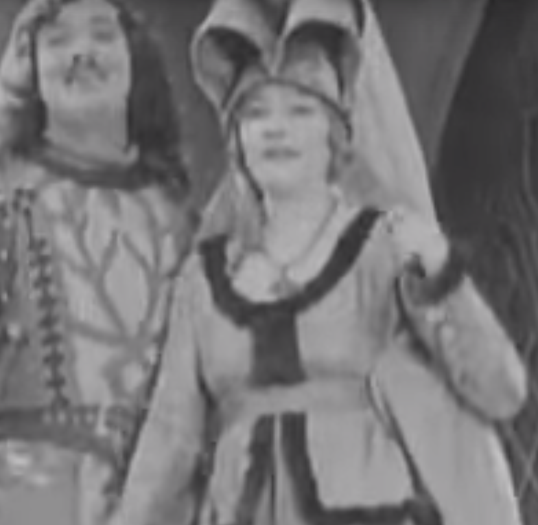 Clarke Chronicler's Horror Girls: May 2016