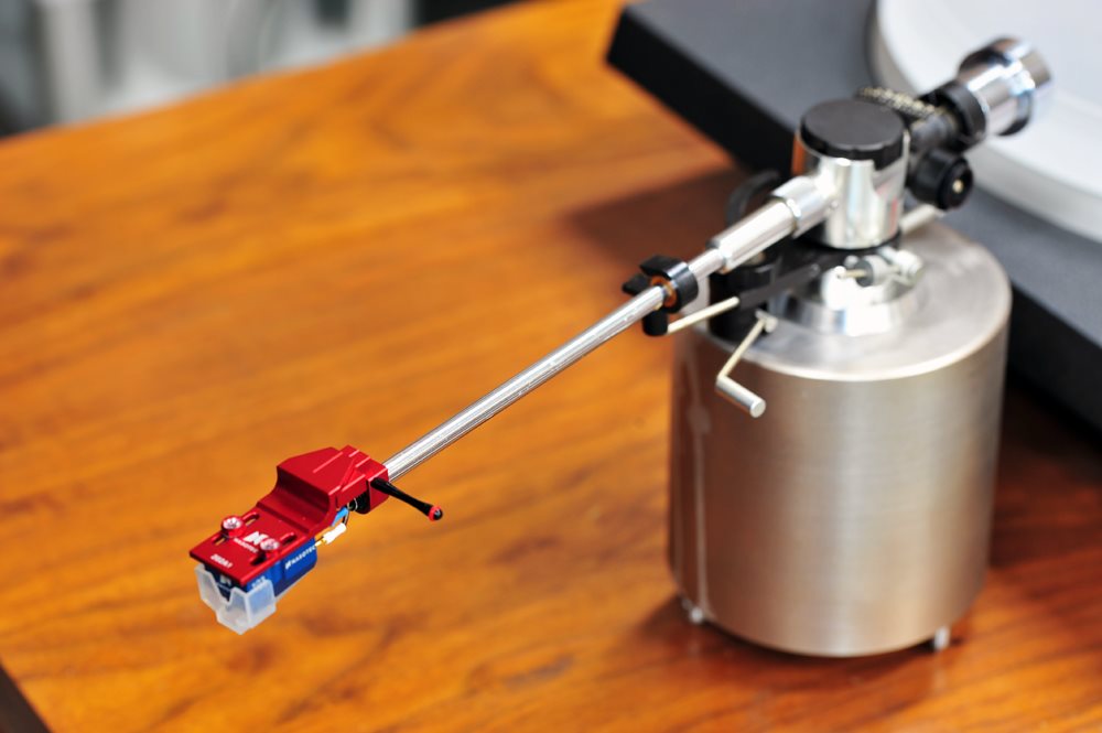 Zero-offset full straight tonearm project – M & S | Ultimate High-Fidelity