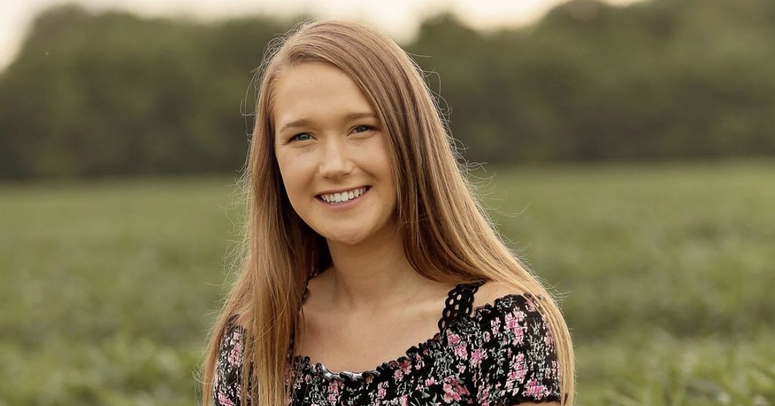 UIS Hometown News: Holly Horrell of Girard receives a $16,000 ...