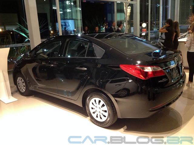 Hyundai HB20S (Sedan): vendas e test drive já disponíveis