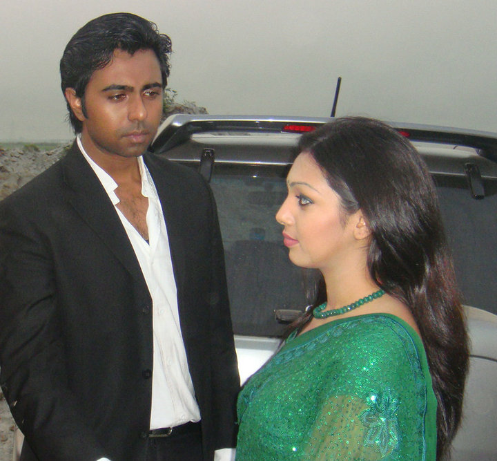 Model Glamour: Bangladeshi Model & Actress Sadia Jahan Prova & Apurbo