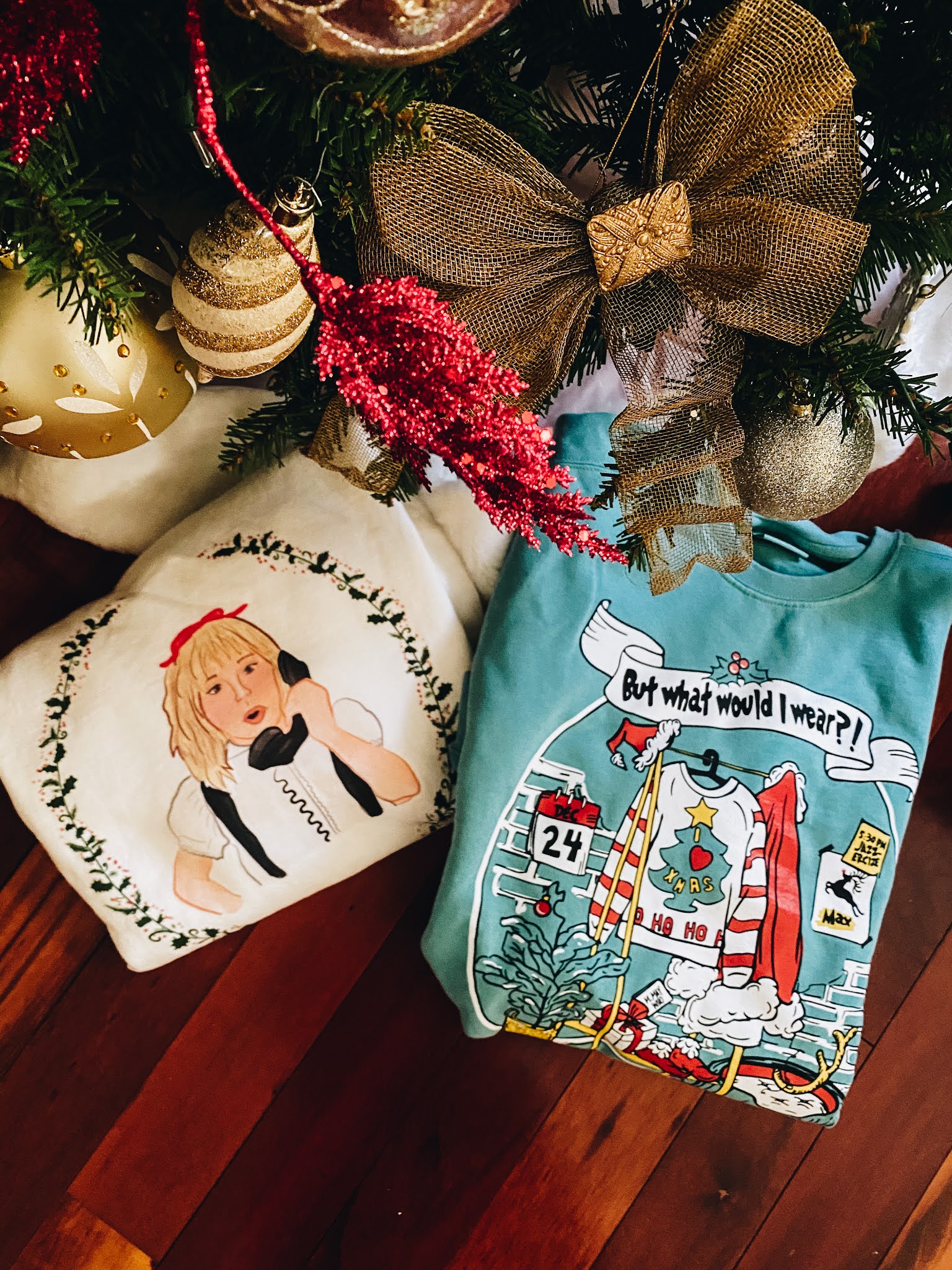 What to Wear in December | Christmas Themed Clothes | Royally Pink