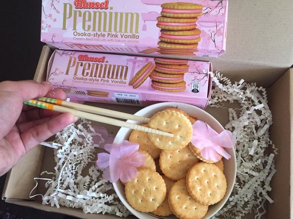 Purple Plum Fairy: Hansel Premium ushers in the Yuletide Season with ...