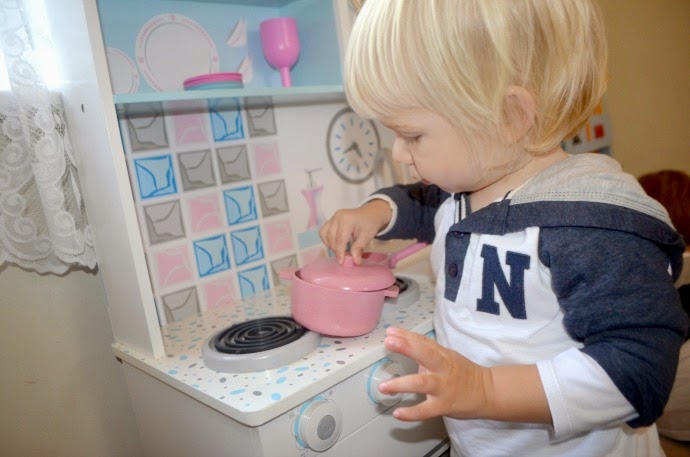 The Adventure of Parenthood: Plum Interactive Kitchen Review