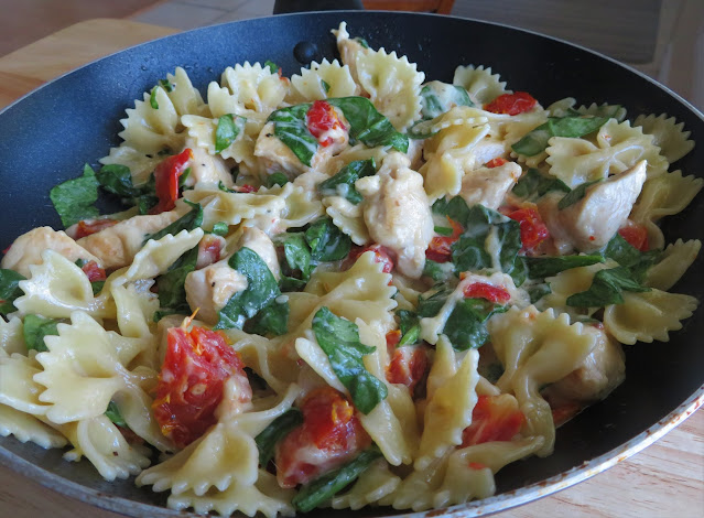 Chicken Diavolo Pasta | The English Kitchen