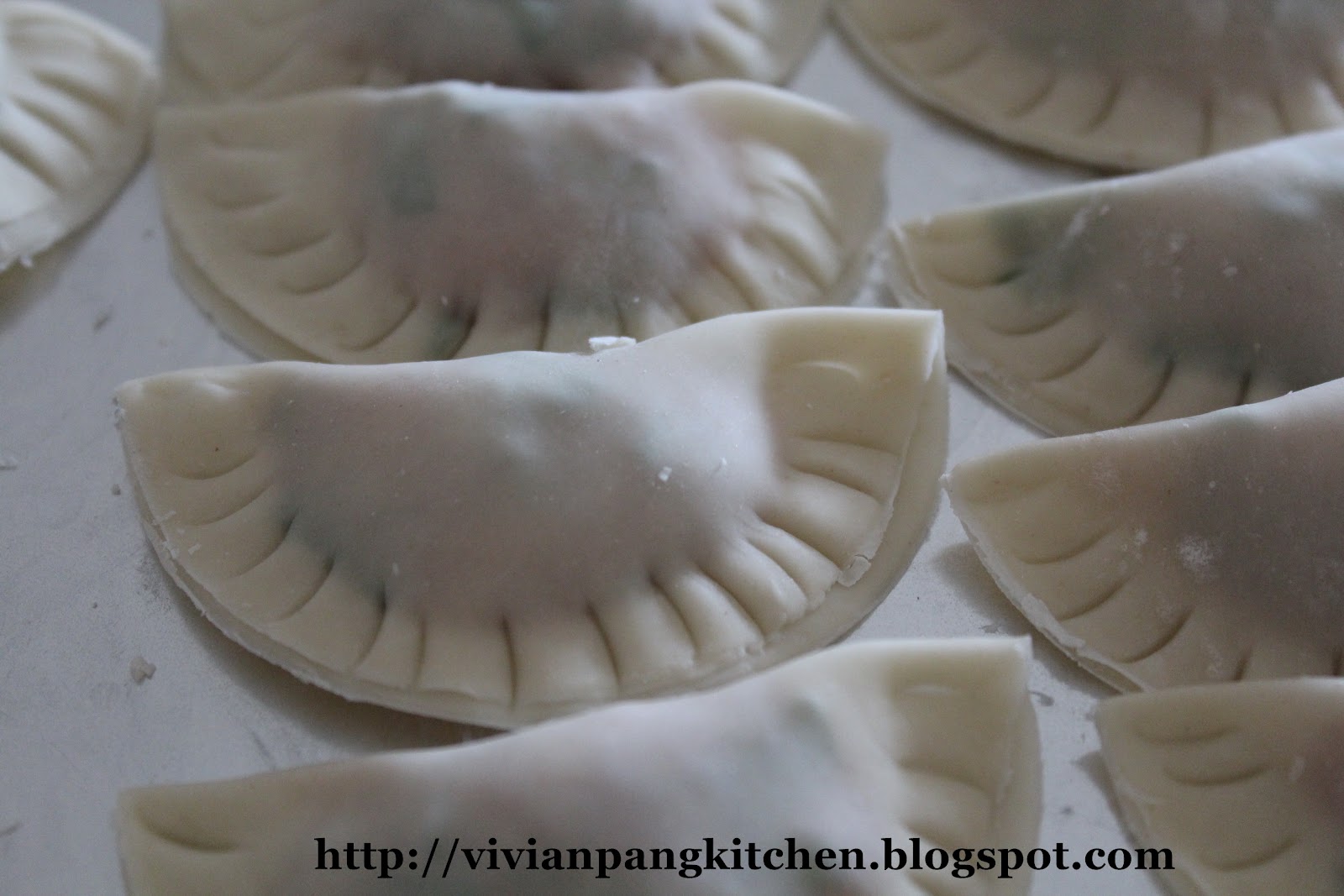Vivian Pang Kitchen: Dumplings (水饺) in Two Ways!