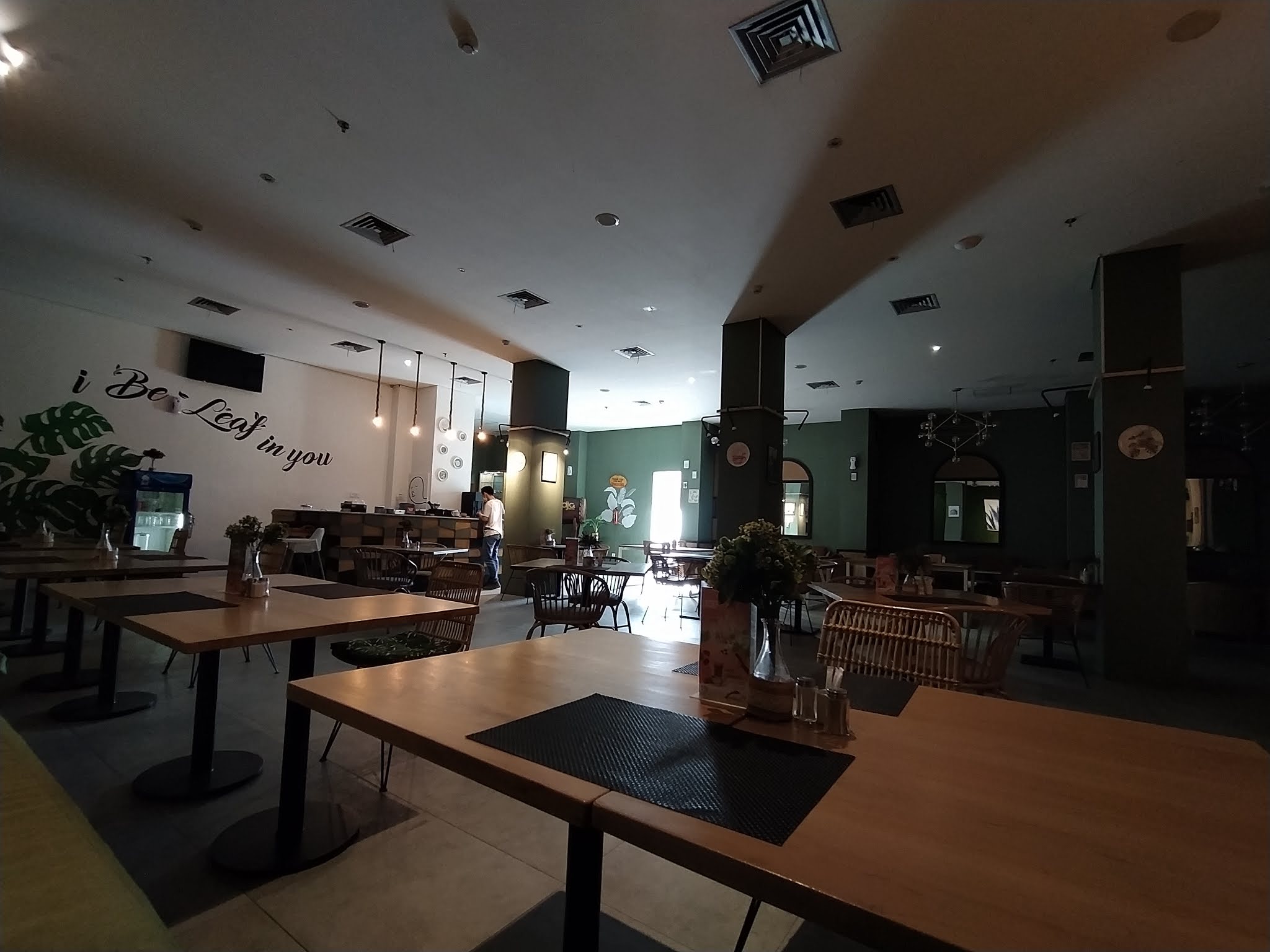 RADJA HOTEL SEMARANG, Art and Boutique Hotel - Iyoth World