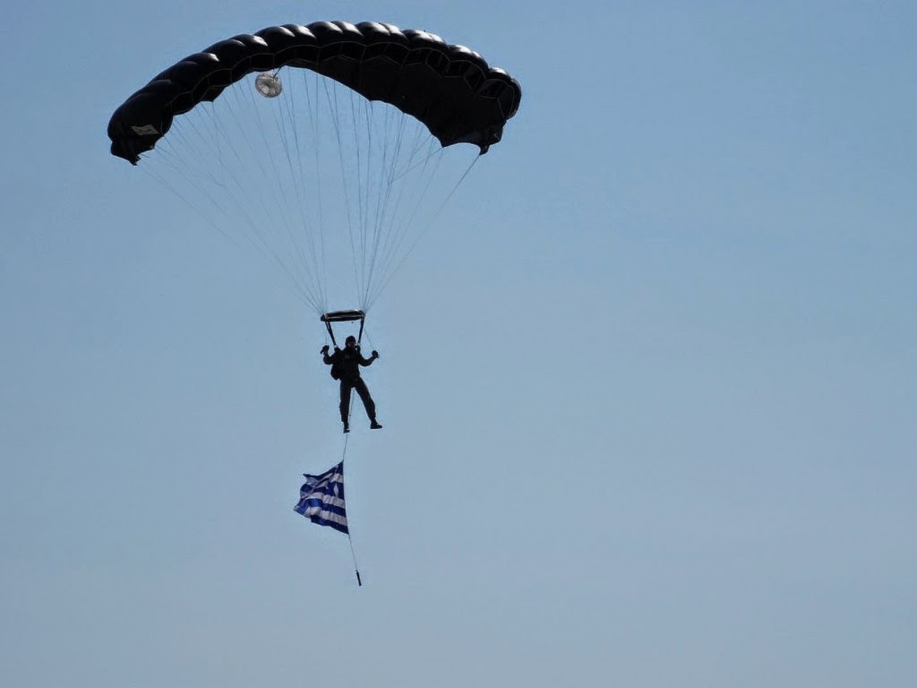 ΕΠΕΣΑΝ ΤΑ ΚΟΜΑΝΤΟ ΜΑΣ ΣΤΗΝ ΑΛΕΞΑΝΔΡΟΥΠΟΛΗ ΚΙ ΑΦΗΣΑΝ ΜΕ ΤΟ ΣΤΟΜΑ ...