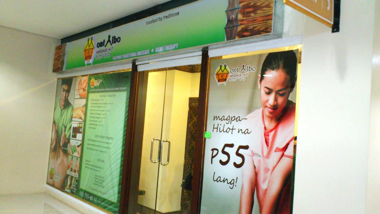 jump into my flipside: Massage in a Mall: Mont Albo Massage Hut
