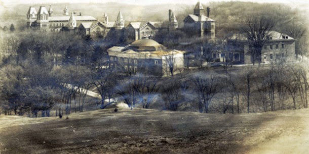 UFO mania: Ohio's creepiest insane asylum has a permanent "corpse stain"