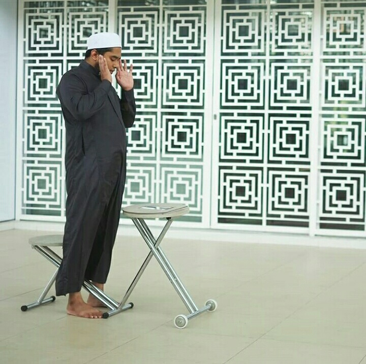 Kerusi Solat Kelainan Upaya (KESOKU)
