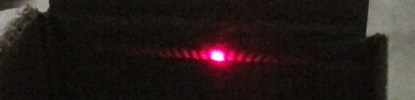 SHINJONCHATTERJEE: SINGLE SLIT DIFFRACTION USING RAZOR BLADES