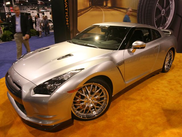 Car Automobile World: pics of Nissan GTR car