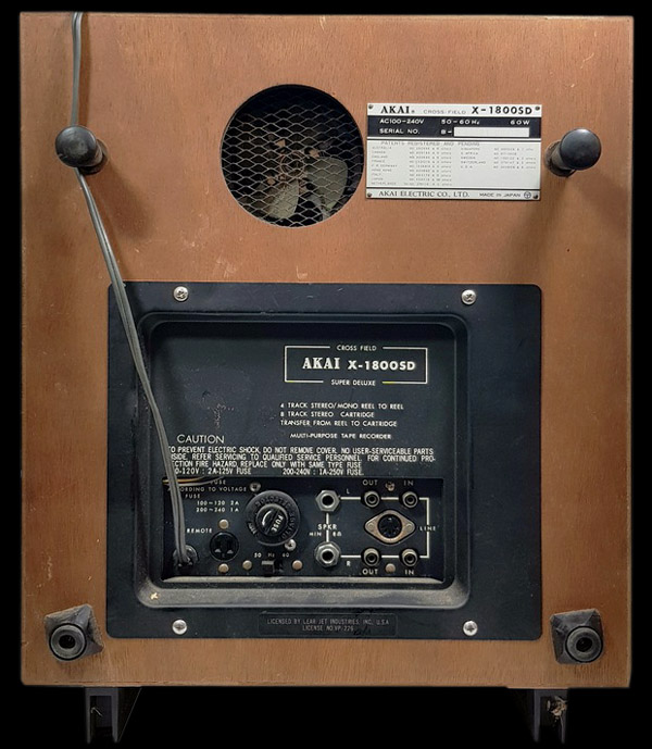 stereonomono - audio Hi Fi Compendium - 14 years on-line: Akai X-1800SD reel/cartridge recorder