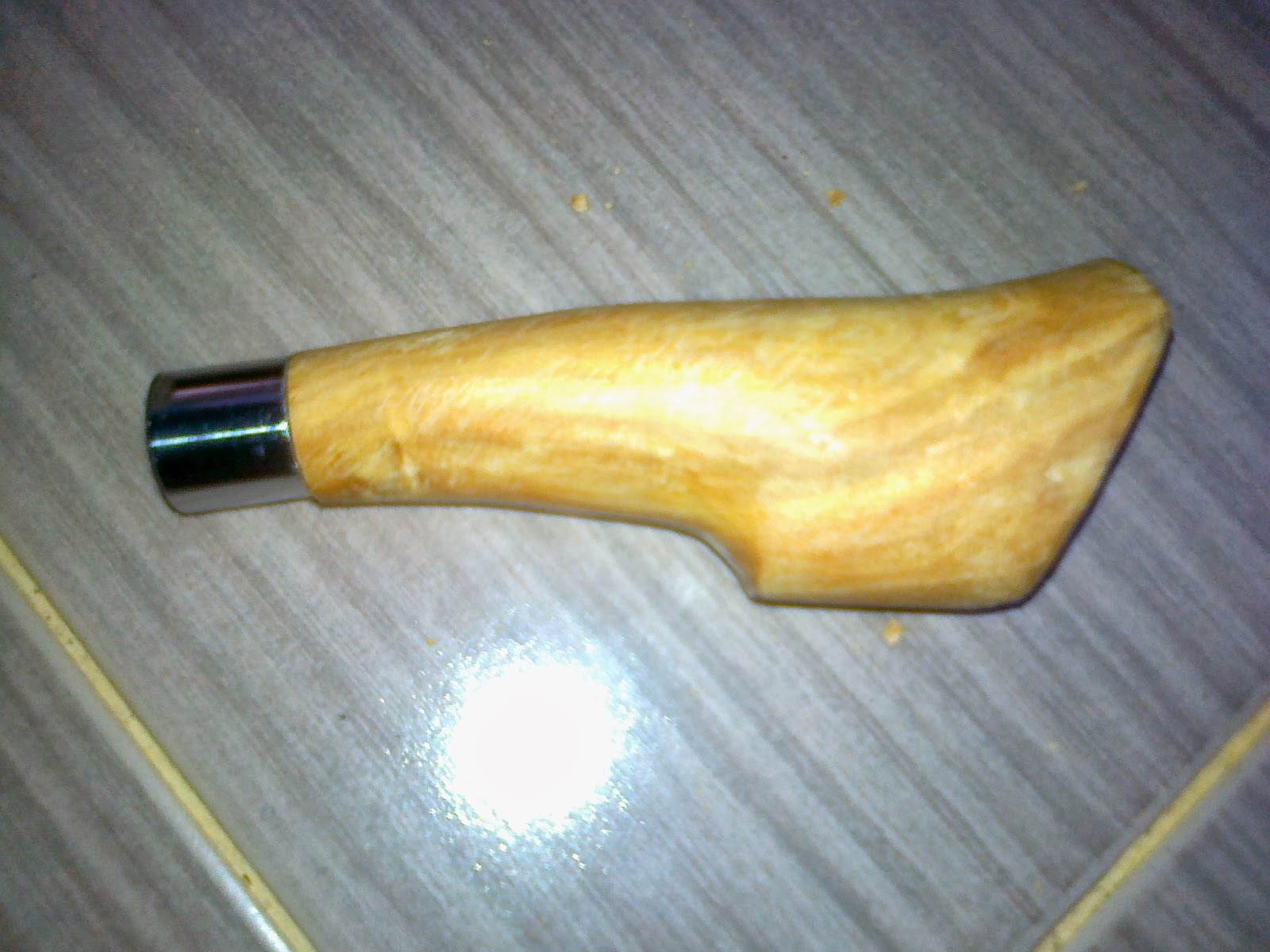 Besi,Kayu,Batu dan al-kisah...: Hulu golok / pisau melapah.