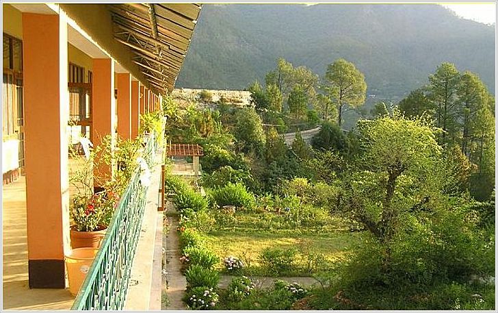 Kunsi Ashram Photo Album | Purusha at Maharishi Ashram - Kunsi ...