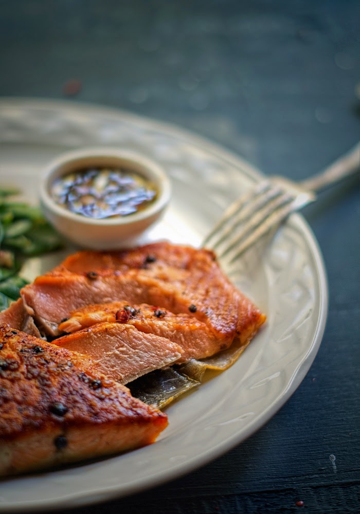 Salmón & Judías Verdes con Salsa de Chalote | RÚSTICA