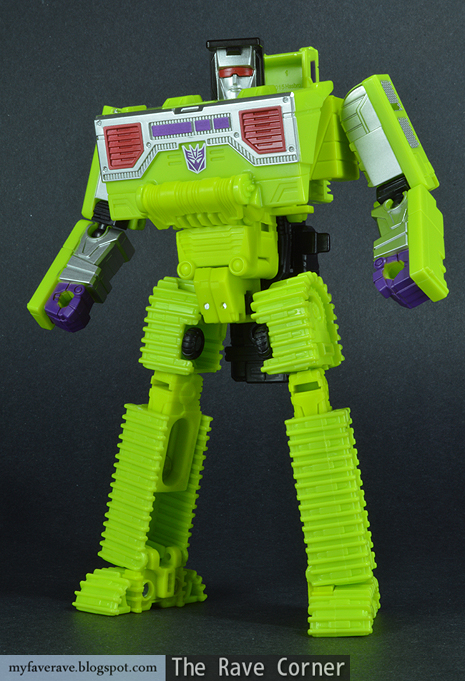 The Rave Corner: Transformers Combiner Constructicon Bonecrusher Review